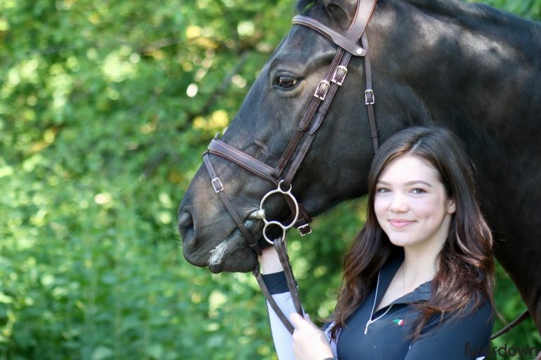 Actress Alisha Newton Talks Horses and Heartland - Heels Down Mag