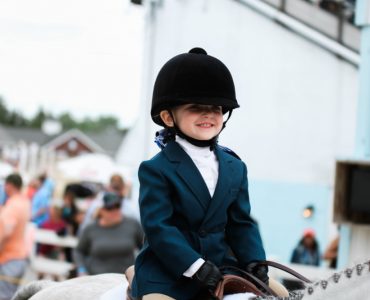 Dressage Movements Explained: The Difference Between Travers, Renvers ...